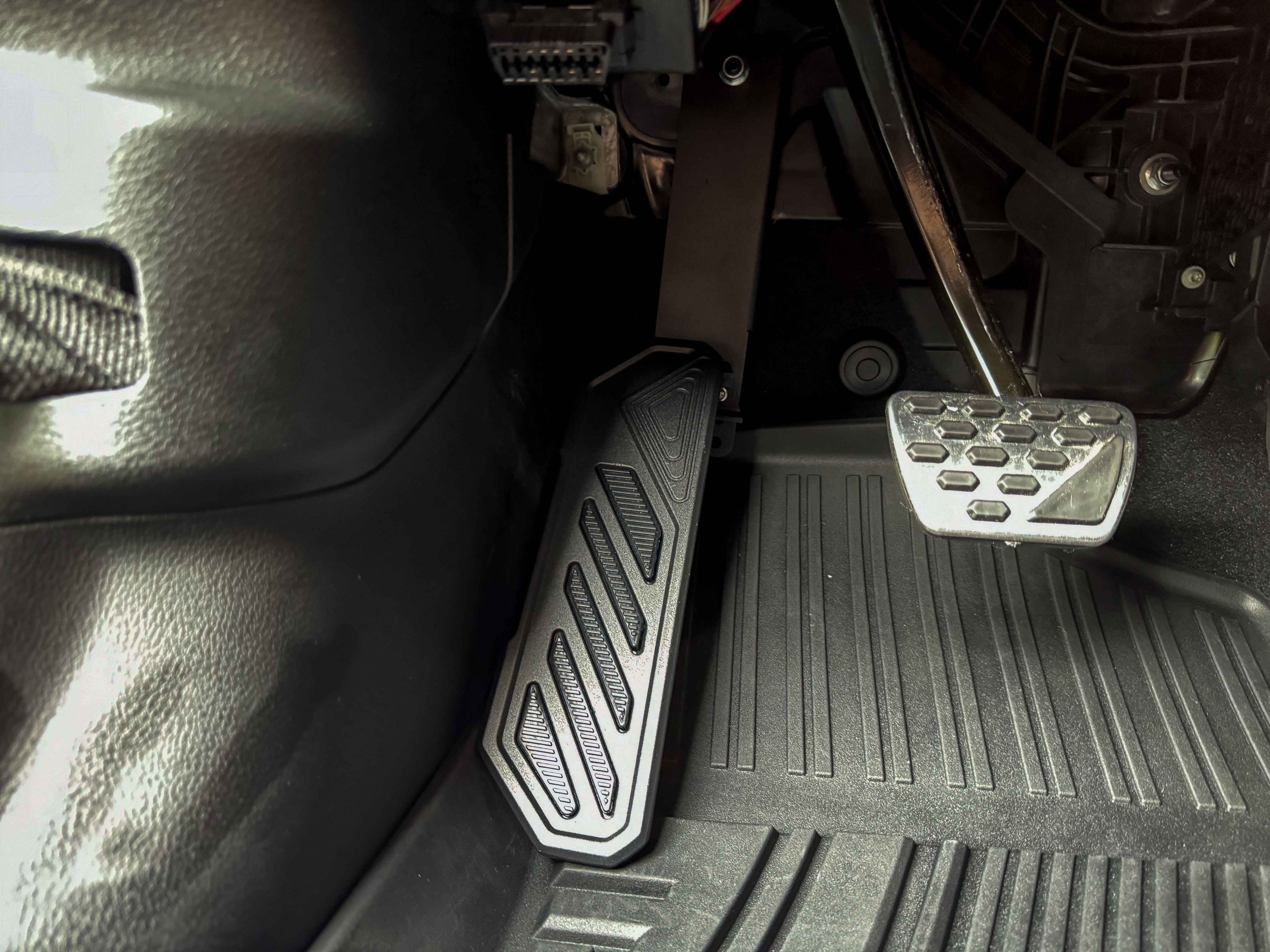 Dead Pedal Jeep Wrangler JL/JLU